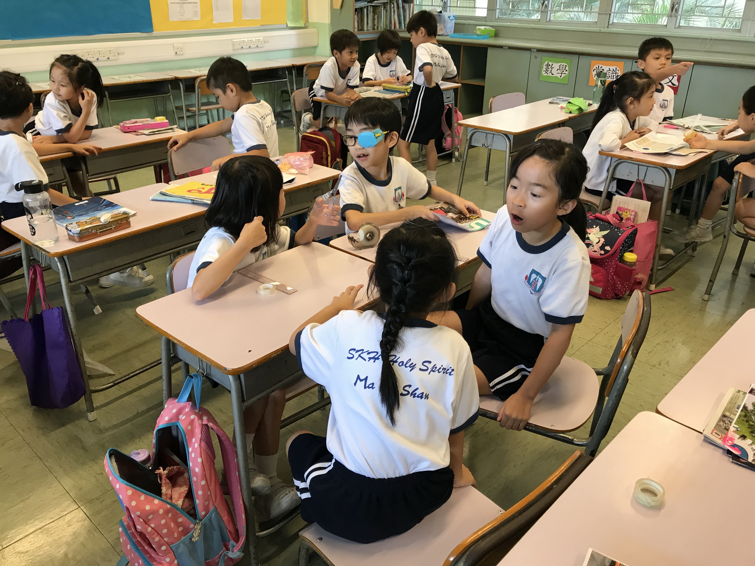 12-07-2018 全方位學習活動日STEM DAY/J.1神奇的紙橋_001_029